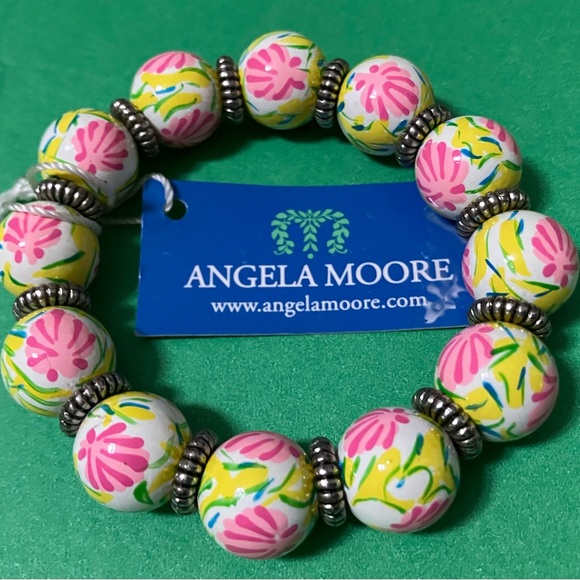 Angela Moore | Jewelry | Nwt Angela Moore Scallops Shells Bracelet 5 ...